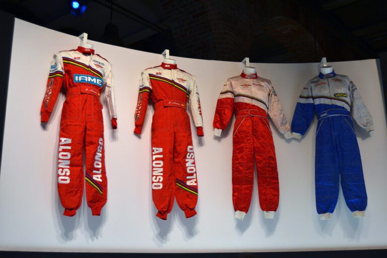 Racer Guide 101: How F1 Racers Wash Their Race Suits? - F1 Formula 1 ...